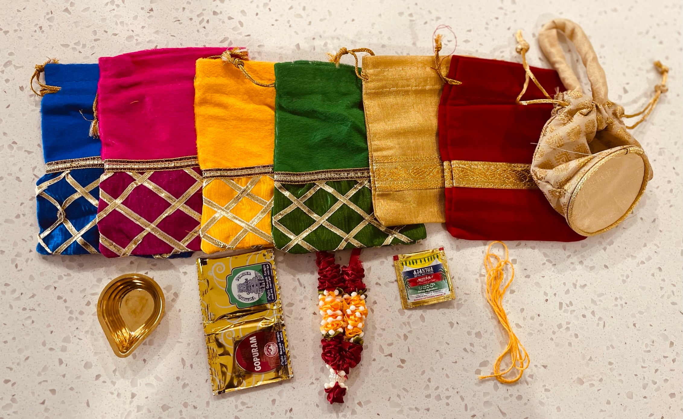 GiriAus - Puja Gift Pack | Pooja Samagri Kit | Festive Gift Pack